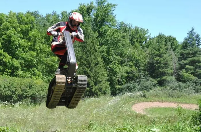 La DTV Shredder estas tute nova raso de ĉiuterenaj veturiloj