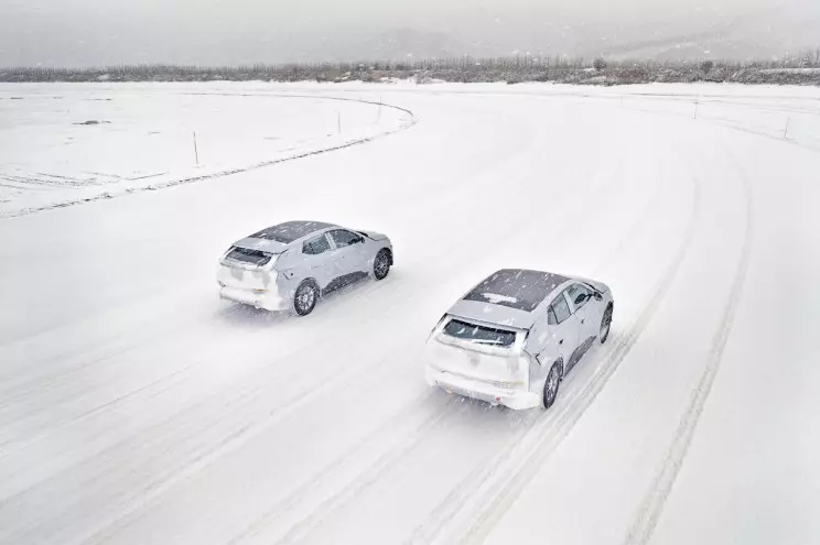 Кытайдын алдыңкы EV стартапы өзүнүн прототибин суук аба ырайында сыноодон өткөрөт