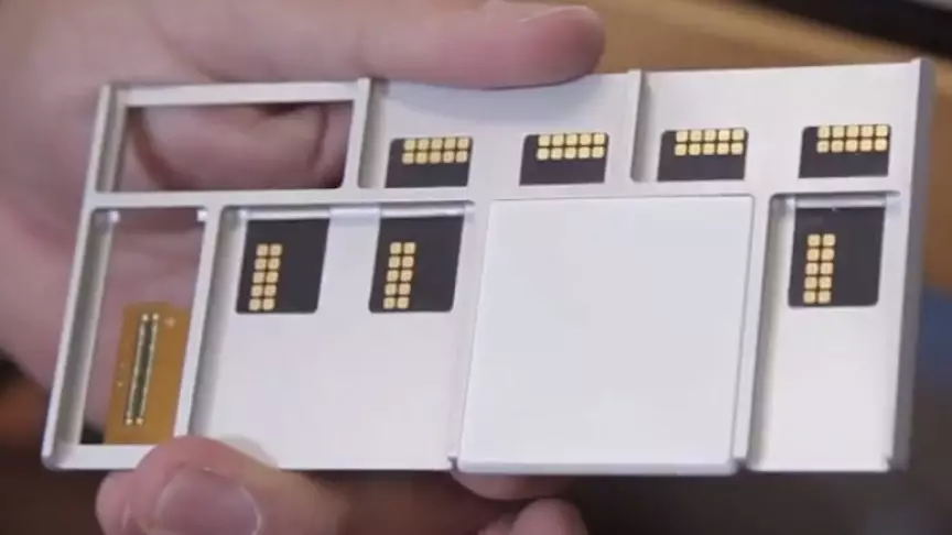 Gipakita sa mga Phoneblock ang nagtrabaho nga prototype sa Project Ara modular nga smartphone sa Google