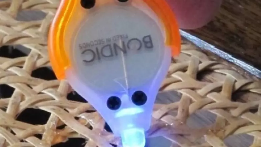 Bondic UV LED ilə maye plastik qaynaqçıdır