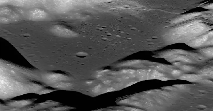 Լուսինը փոքրանում է, ինչպես խաղողը, որն առաջացնում է լուսնային ցնցումներ, ըստ NASA-ի