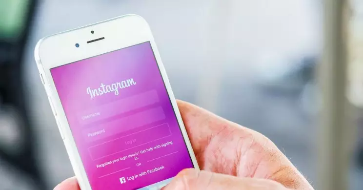 Maleisiese tiener pleeg selfmoord nadat hy Instagram-volgers om raad gevra het