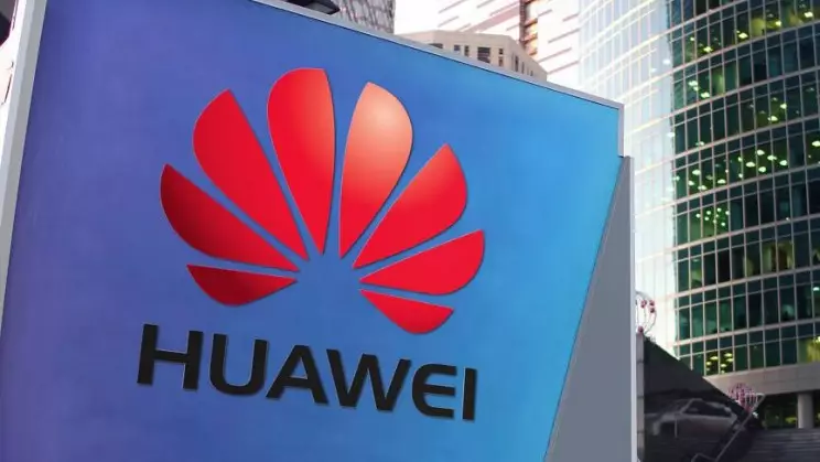 Huaweis största telefonmontör stoppar en del av produktionen vid Kina-fabriken