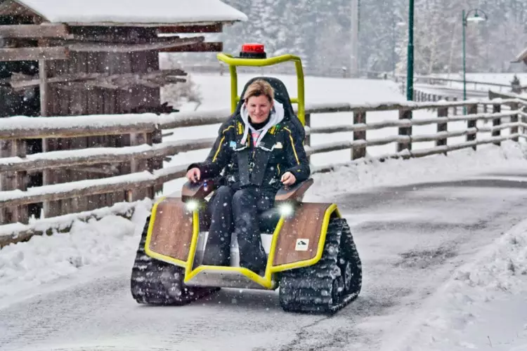 Amazing-Off-Road-Wheelchair-05