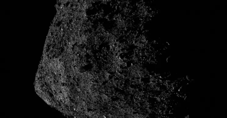 Töfrandi ný mynd af smástirni Bennu tekin af OSIRIS-REx frá NASA