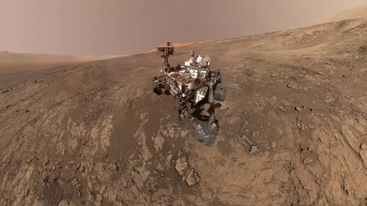 Марс 2020 Ровер «Рок-Запинг Супер Инструменты» белән җиһазландырылган.