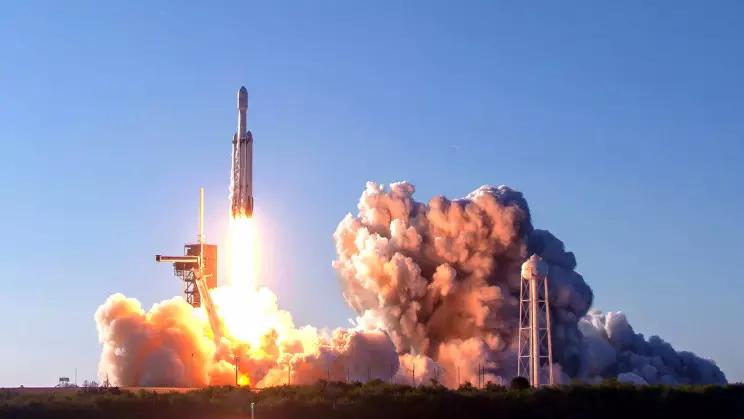 SpaceX запускає ракети Марс Сіті