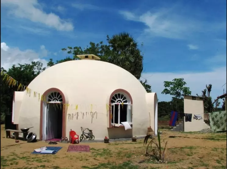 bizarre house domes