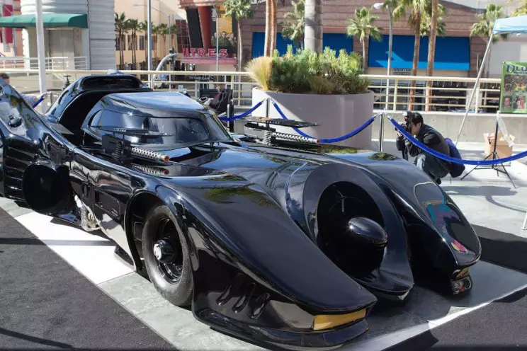 miriyoni matoyi batmobile