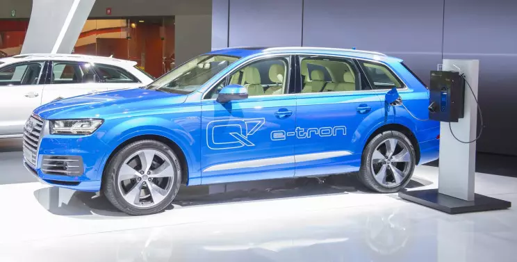 Tesla Mendapat Beberapa Persaingan EV Dari Audi e-Tron