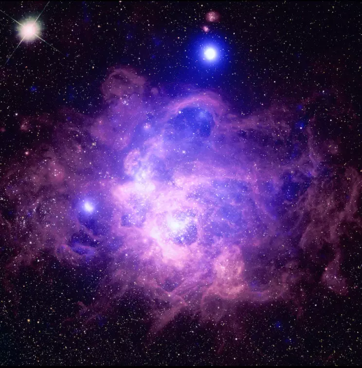 NASA gefur út ótrúlegar geimmyndir fyrir 20 ára afmæli Chandra X-Ray Observatory