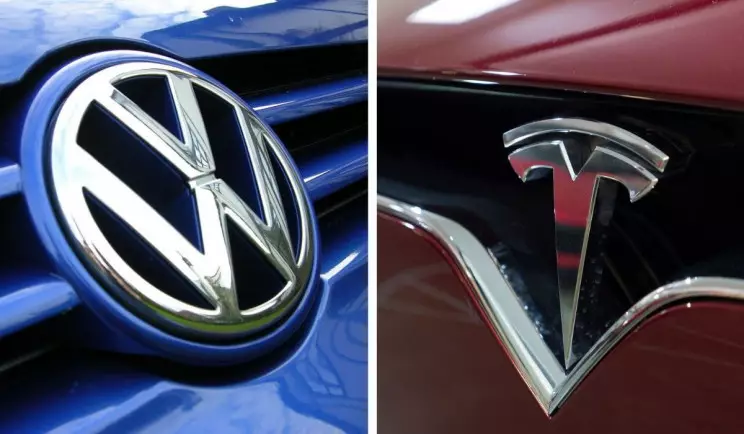 Volkswagen ayaa ku dhawaaqday inaysan wax dan ah ka lahayn iibsashada saamiga Tesla