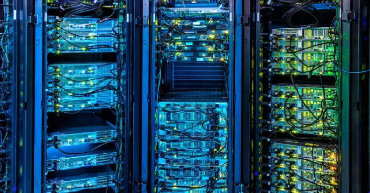 Irán está a construír unha supercomputadora de intelixencia artificial con ou sen procesadores estadounidenses