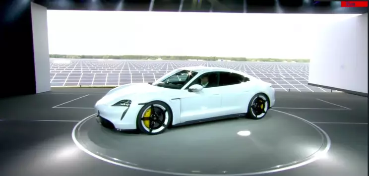 World Premiere yePorsche Yekutanga All-Electric Sports Mota: Iyo Porsche Taycan