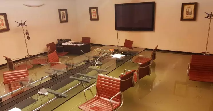 Dewan Wilayah Venesia Banjir, Detik Sawise Nolak Langkah-langkah Perubahan Iklim