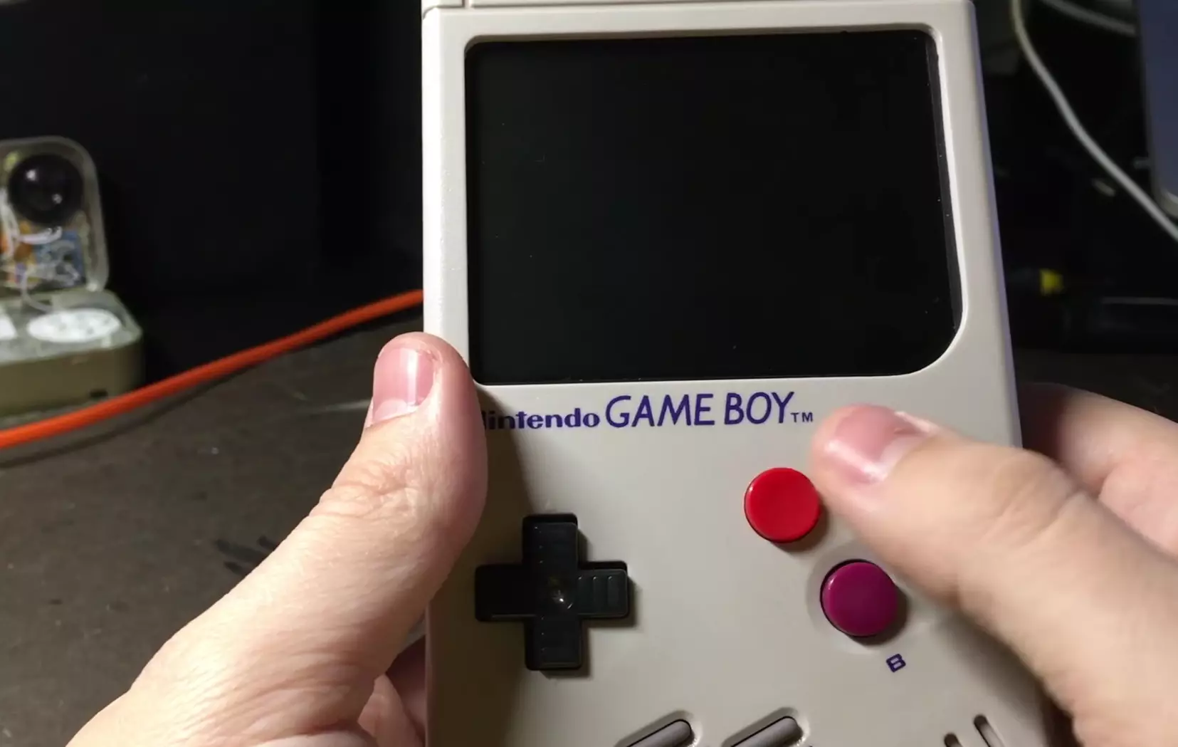 gameboy üýtgedilen emulýator