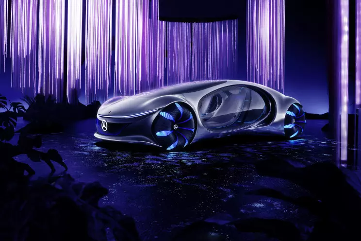 Atụmatụ ụgbọ ala 17+ Futuristic sitere na ndị ọhụụ nke oge gara aga