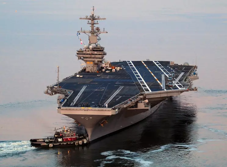 USS George HW Bush na moři