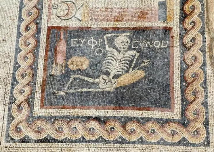 2400 Year-old Skeleton Mosaic Nakit-an sa Turkey nga nag-ingon