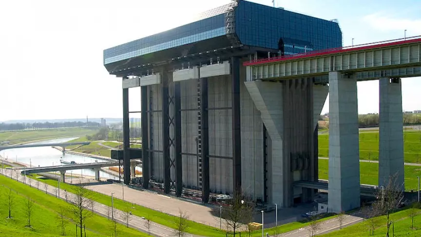 Strépy-Thieu Boat Lift: Verdens næsthøjeste