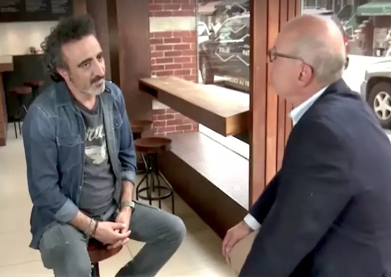 chobani CEO spenden