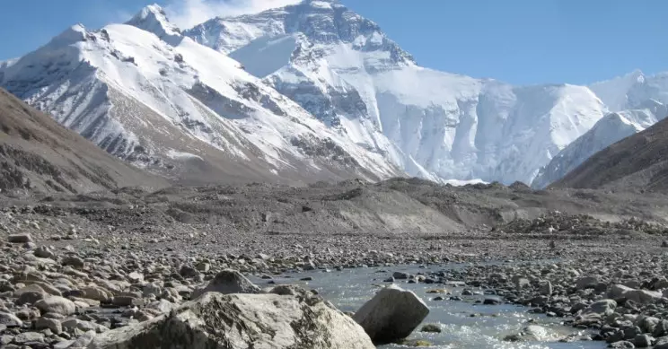 Ubomi beZityalo ezijikeleze iMount Everest Ukwandisa umbulelo kuTshintsho lweMozulu