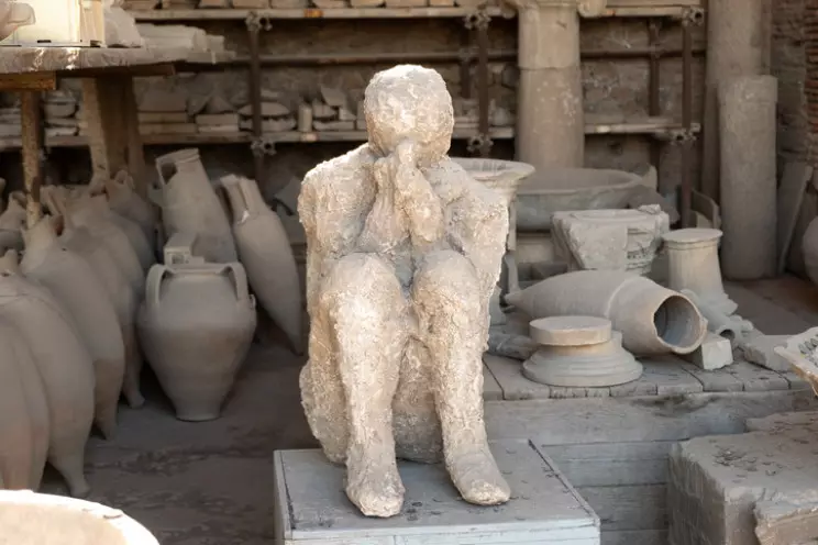 Pompeji och utbrottet av Vesuvius: En tidslinje