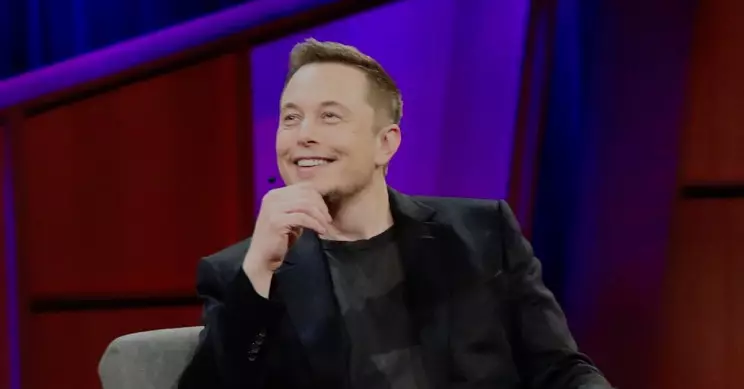 Ang Elon Musk Mag-host a