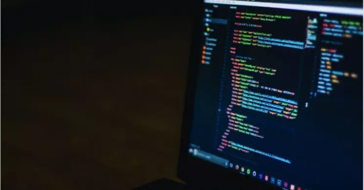 7+ Programming Languages a cikin 2020 Wanda Zai Taimaka muku Tsalle-Fara Aikinku