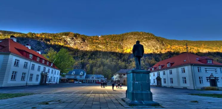 Норвешки град који добија светлост из џиновских огледала