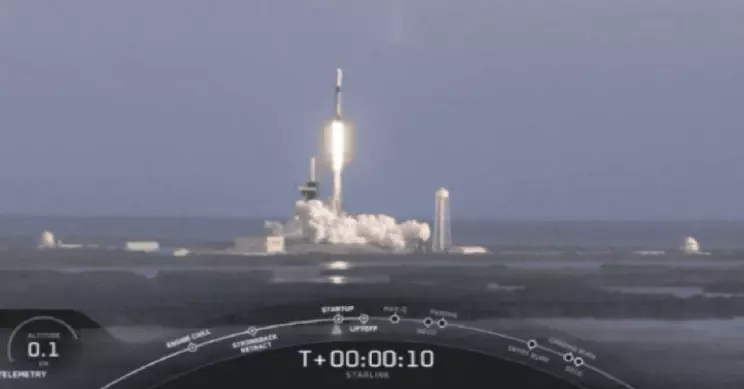 SpaceX lance enfin la constellation de satellites Starlink et bat le record de réutilisation du Falcon 9