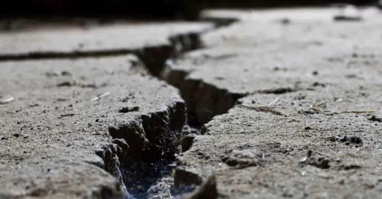 솔트레이크시티 지진으로 염산이 분출됨