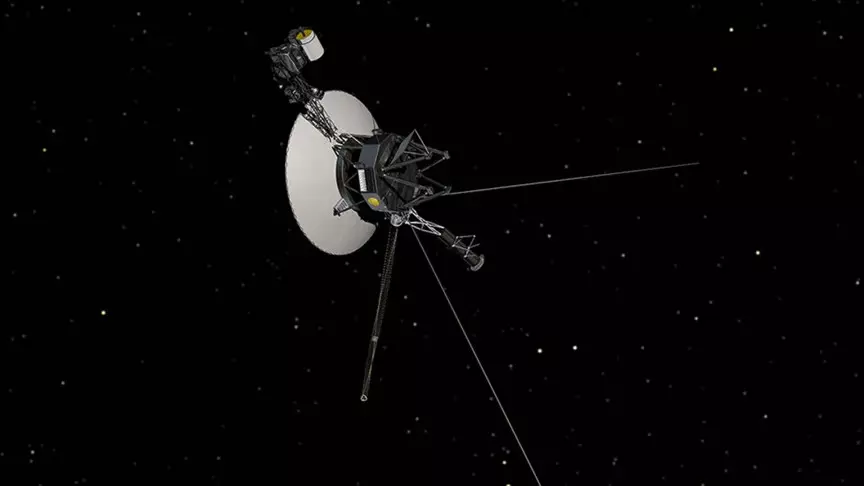 Voyager 1 маълумоти пурасрорро аз масофаи 14,5 миллиард мил мефиристад