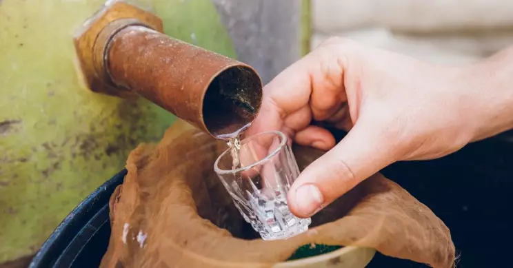 Grafeen beschermt metalen buizen tegen corrosieve bacteriën