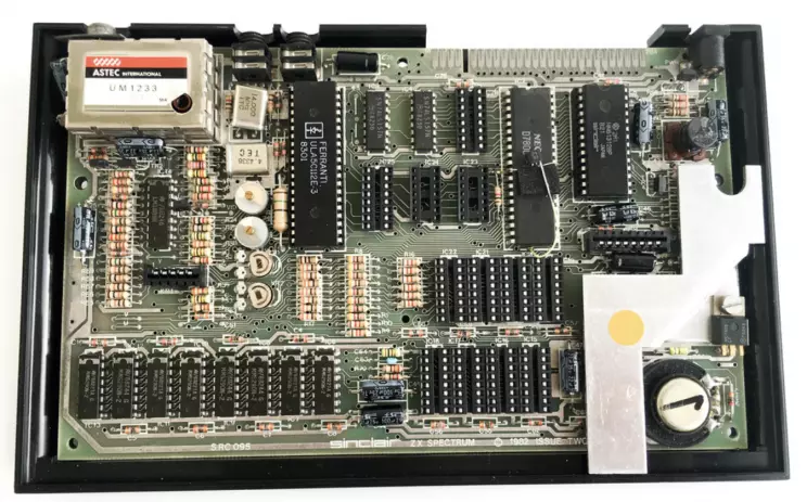 ZX स्पेक्ट्रम © ZX स्पेक्ट्रम संग्रहालय लोड गर्नुहोस्