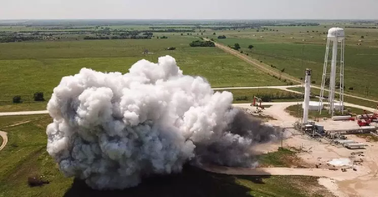 SpaceX ni aṣeyọri Pari Idanwo Ina Aimi Falcon 9