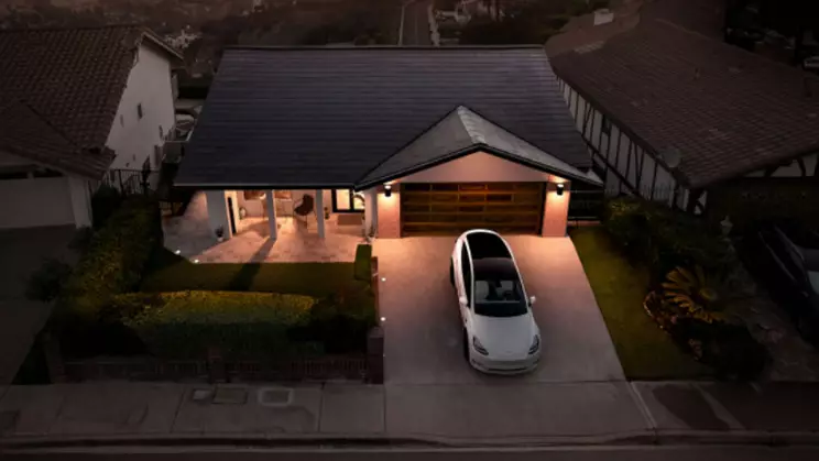 Estàs pensant a aconseguir un sostre solar Tesla? Aquí teniu tot el que necessiteu saber