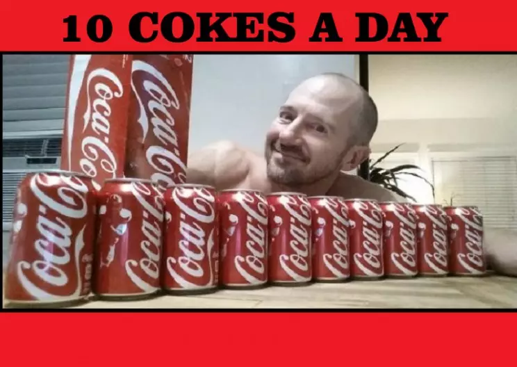 E Inu e le Tagata le 10 Coke i le Aso e Su'e ai A'oa'oga