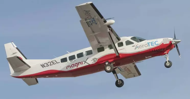 Ndege Yaikulu Kwambiri Padziko Lonse Zotulutsa Ziro, ya Electric Cessna, Inyamuka