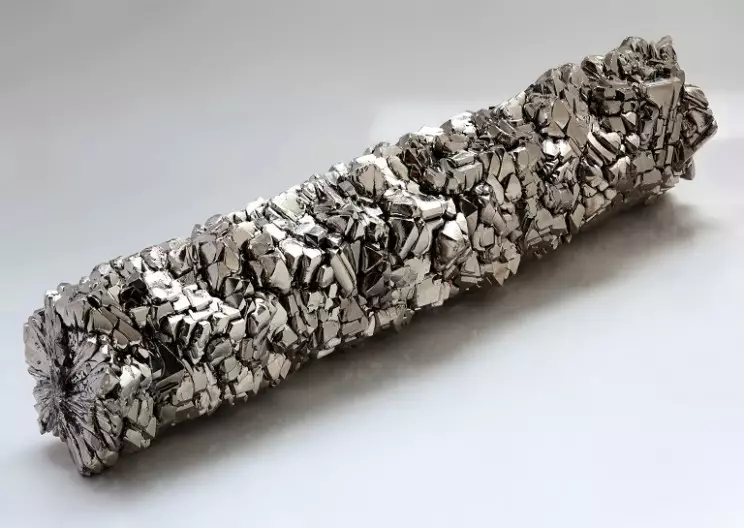 Metal increíblemente fuerte 'Cuatro veces más resistente que el titanio'