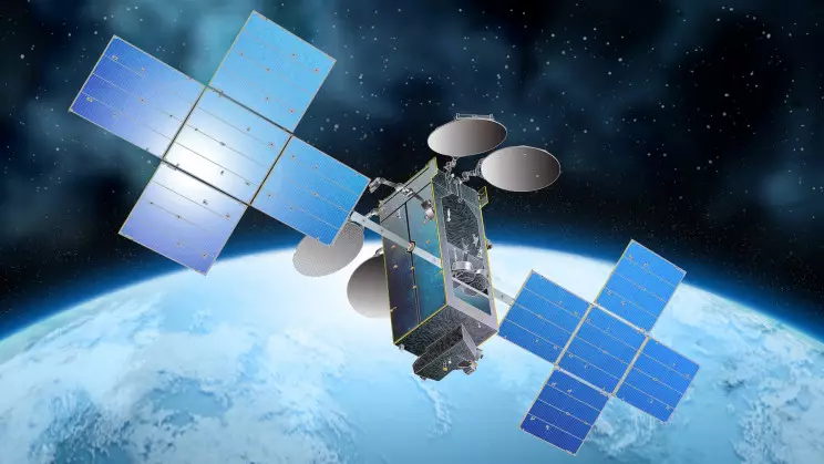 СпацеКс Фалцон Хеави лансираће најтежи сателит у историји почетком следеће године