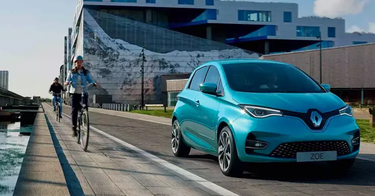 Renault bewapen die hele Franse dorp met gratis elektriese motors