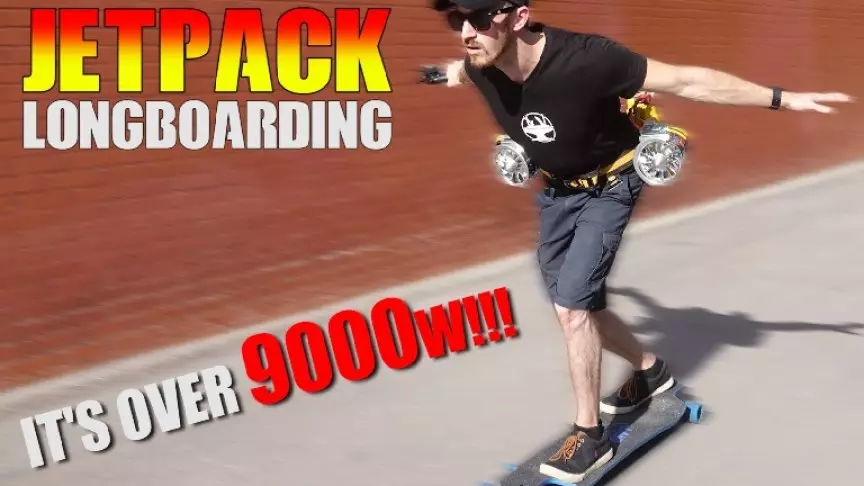 Longboard الذي يعمل بالتوربينات هو مجنون كما توقعت