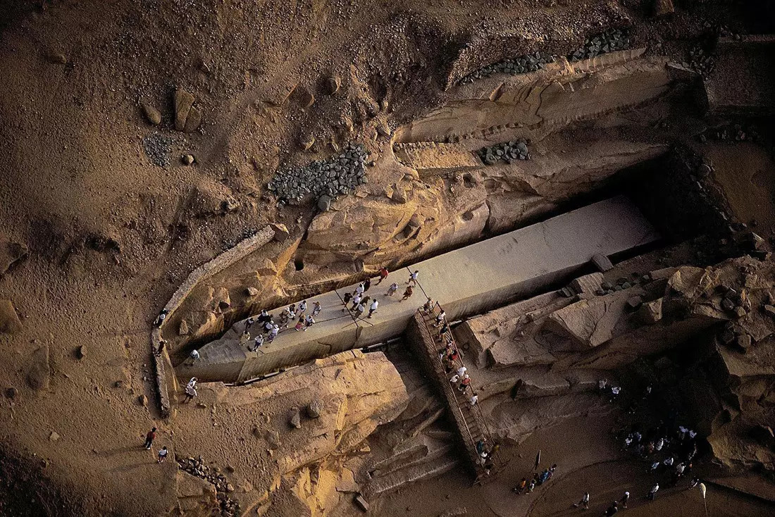 The-osamalizidwa-obelisk-Aswan-Egypt