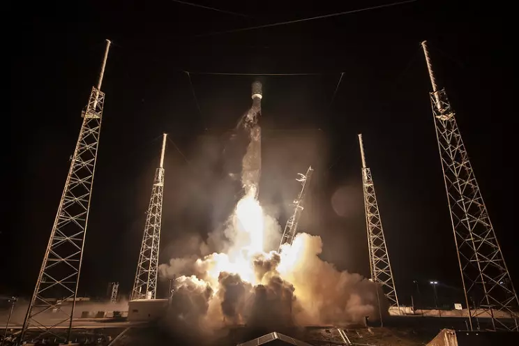 25 tonggak penting saka jaman kepungkur lan masa depan SpaceX