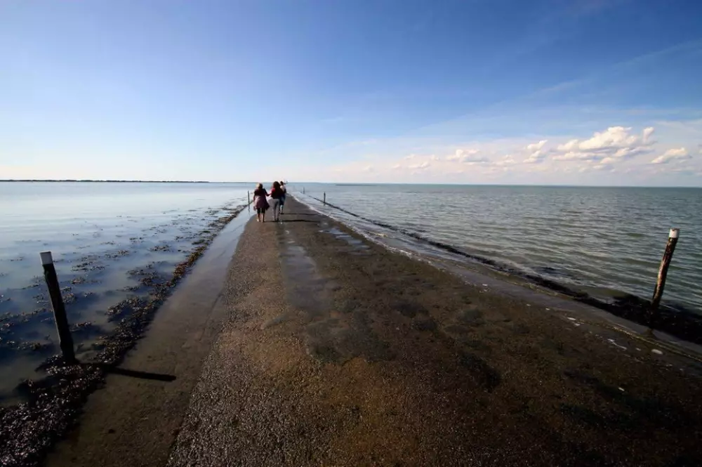 passage-du-gois-၁