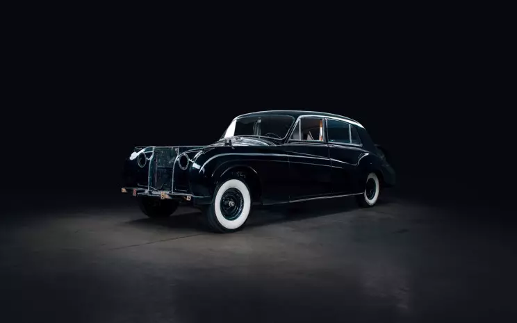 Rolls-Royce Phantom V ၀၁