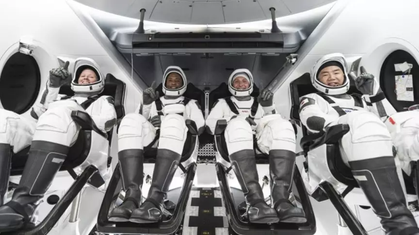 A NASA e SpaceX moven a data de lanzamento do Crew-1 a Halloween