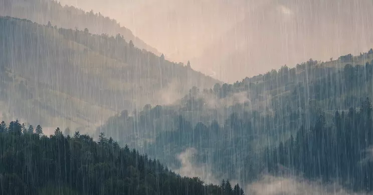 Yomg'ir tog'larni siljitishi mumkin, bu kashfiyot isbotladi