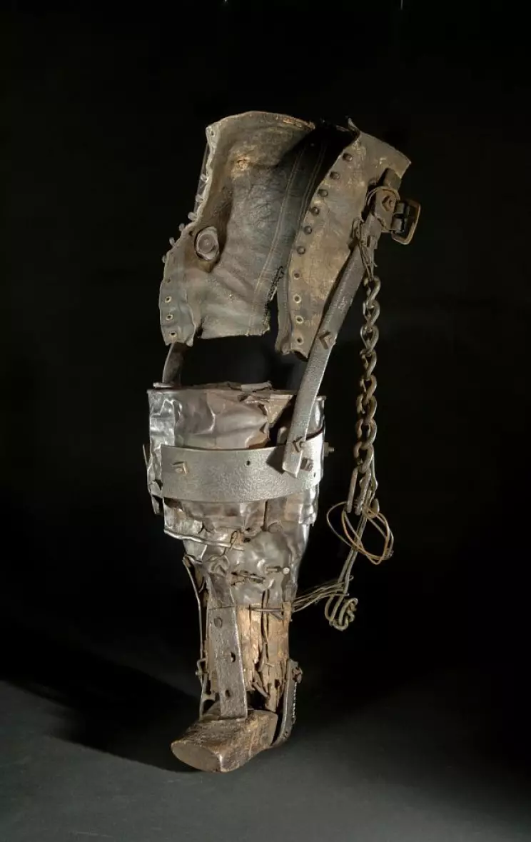 proteser i historien minearbejdere ben